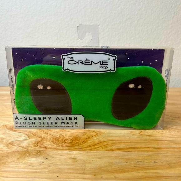 The Creme Shop | Accessories | Nwt The Creme Shop Asleepy Alien Plush ...
